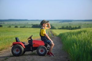 What's the Best Ride-on Tractor for Kids? Top 8 Toys That 100% Working!